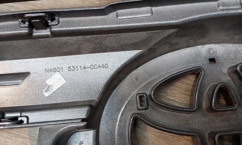 2022-24 Toyota Tundra GRILL w/ camera hole ASSY OEM PART#53101-0C160 | eBay