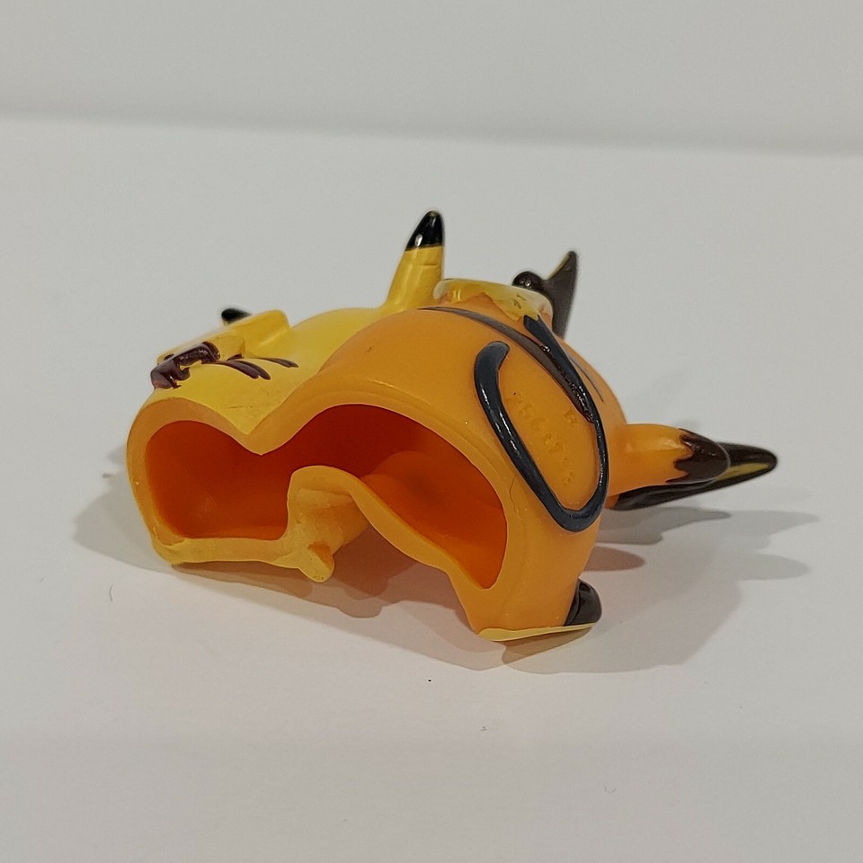 2021 Pokemon Pikachu Pika Pika Collection Raichu Figure Finger Puppet ...