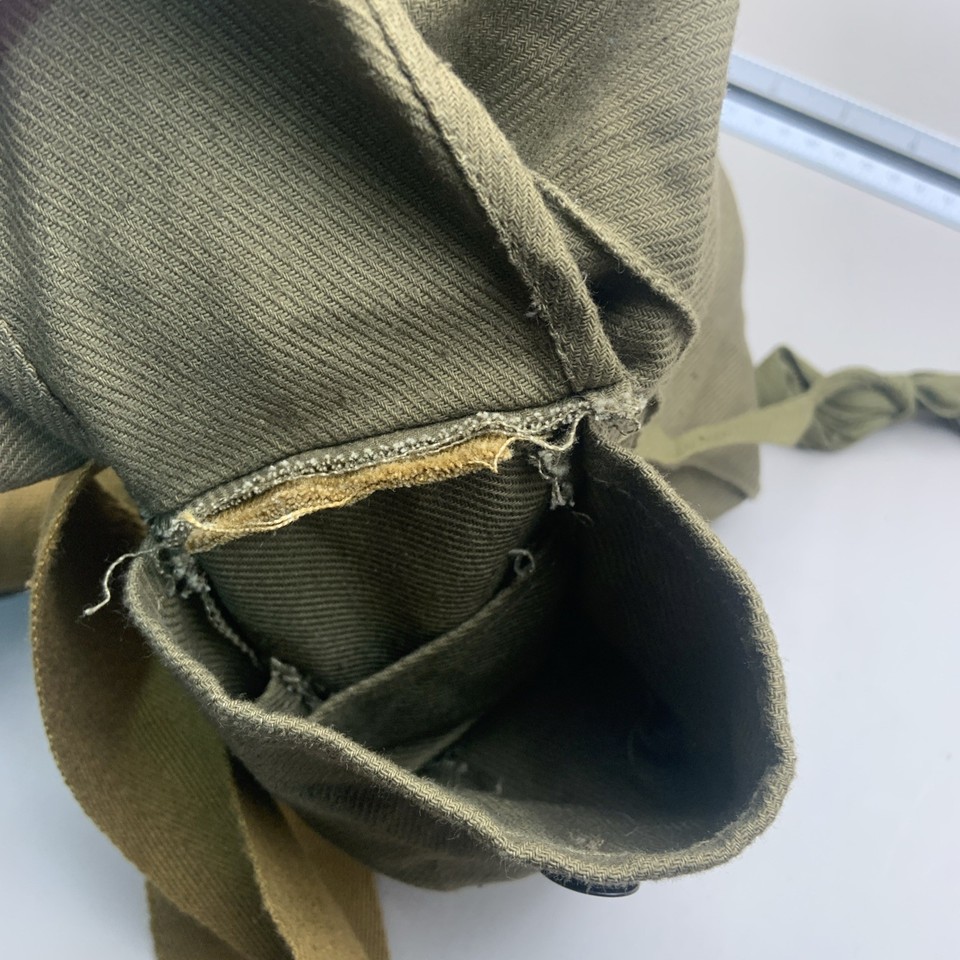 Vintage Civilian Defense Issue Gas Mask With Bag And Filter Cartridge ...
