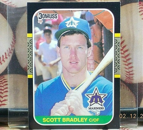 1987 DONRUSS Baseball Card # 440 *** SCOTT BRADLEY *** Seattle Mariners ...