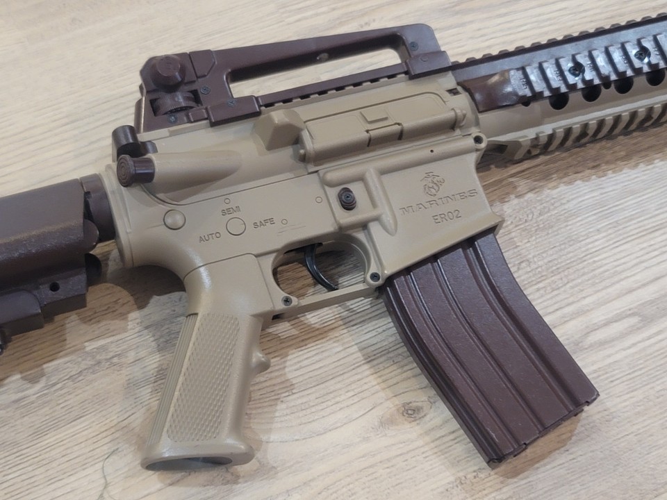 Crosman Marines ER02 Airsoft Rifle Untested. READ!!! | eBay