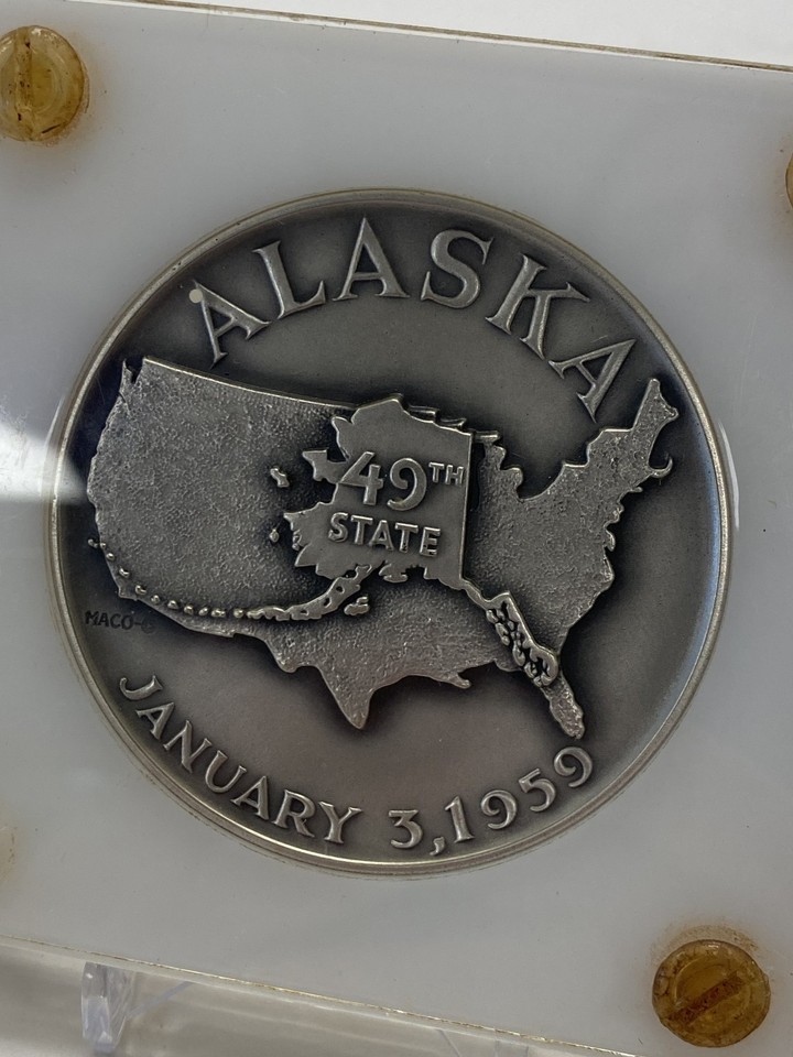 ALASKA Medallic Art Co. LARGE STERLING SILVER MEDAL in Acrylic Case ...