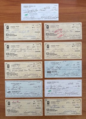 LOT OF 11 - ROOSEVELT ROSIE BROWN HOF NFL FOOTBALL GIANTS AUTOGRAPHED ...