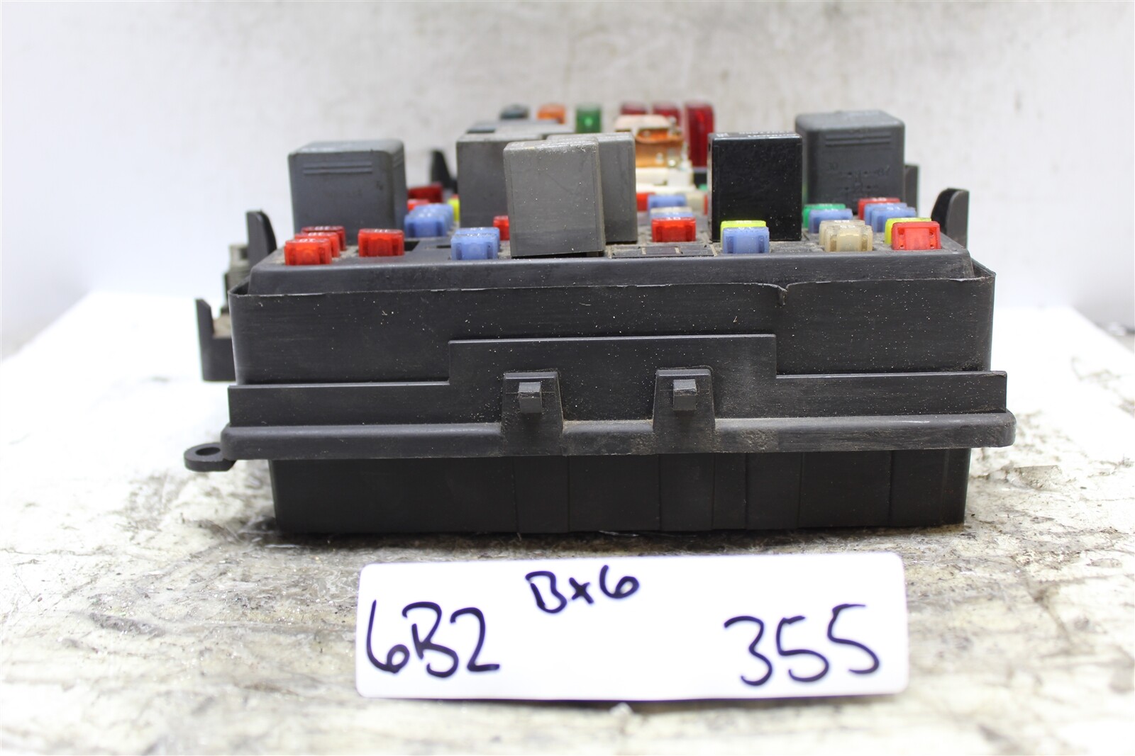 1999-2002 Chevrolet Suburban Fuse Box Relay Unit 1219364509 Module 355 ...