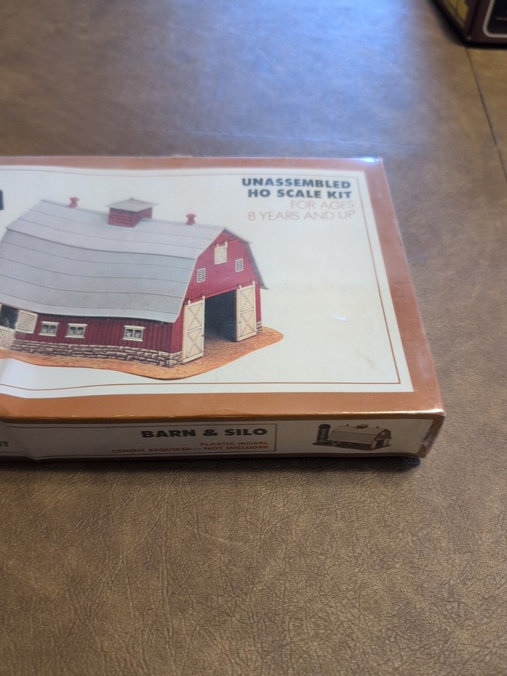 Tyco Kit - HO Scale - Barn & Silo - Sealed #7770 | eBay