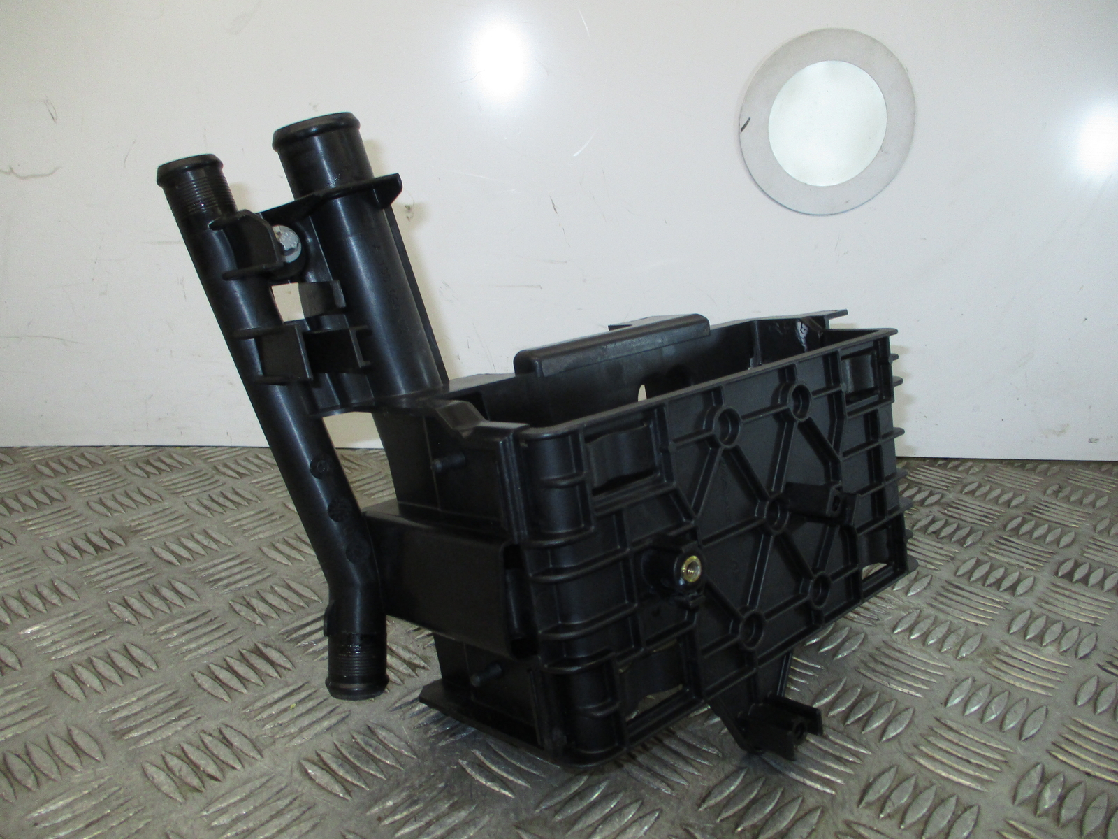 2016 Mercedes W176 A45 AMG 2.0 Petrol 133980. Intercooler Bracket ...