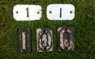 5 x ANTIQUE CAST IRON RAILWAY TRACK SLEEPER NUMBERS RAILWAYANA | eBay