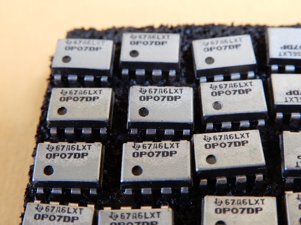 Texas Instruments OP07DP 8 Pin Operational Amplifiers OP Amps Qty 20 ...