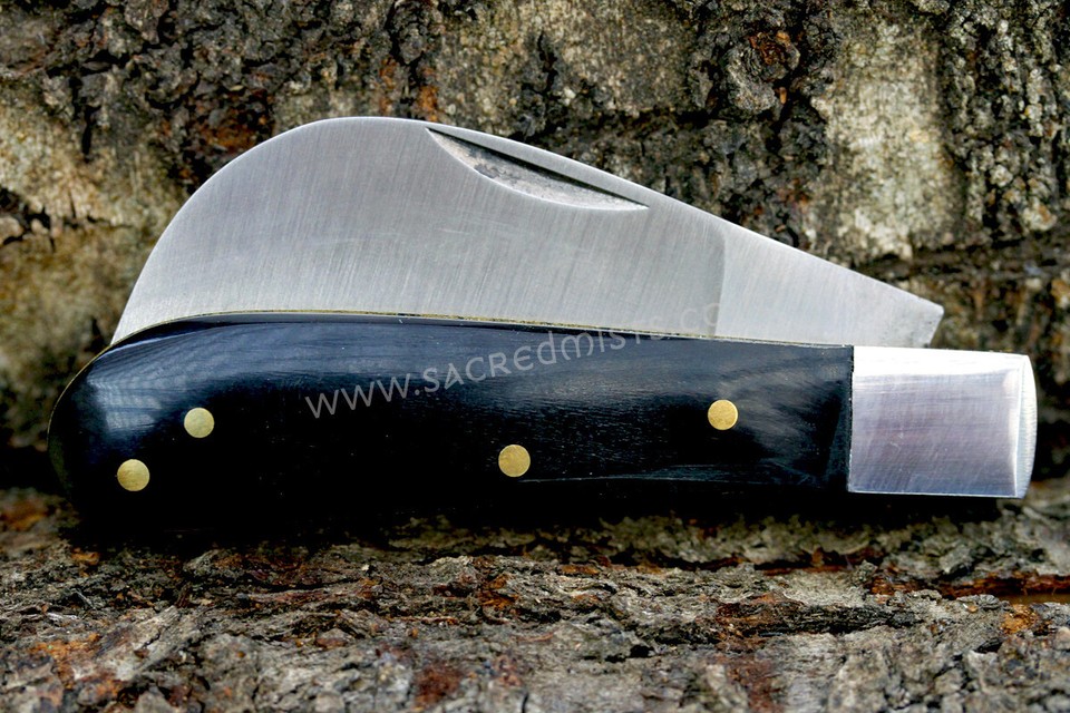 Witch's Black Handled Folding Ritual Knife Athame Boline Herb Knife ...