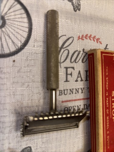 vintage Valet Auto Strop safety razor with strop & case and box ...