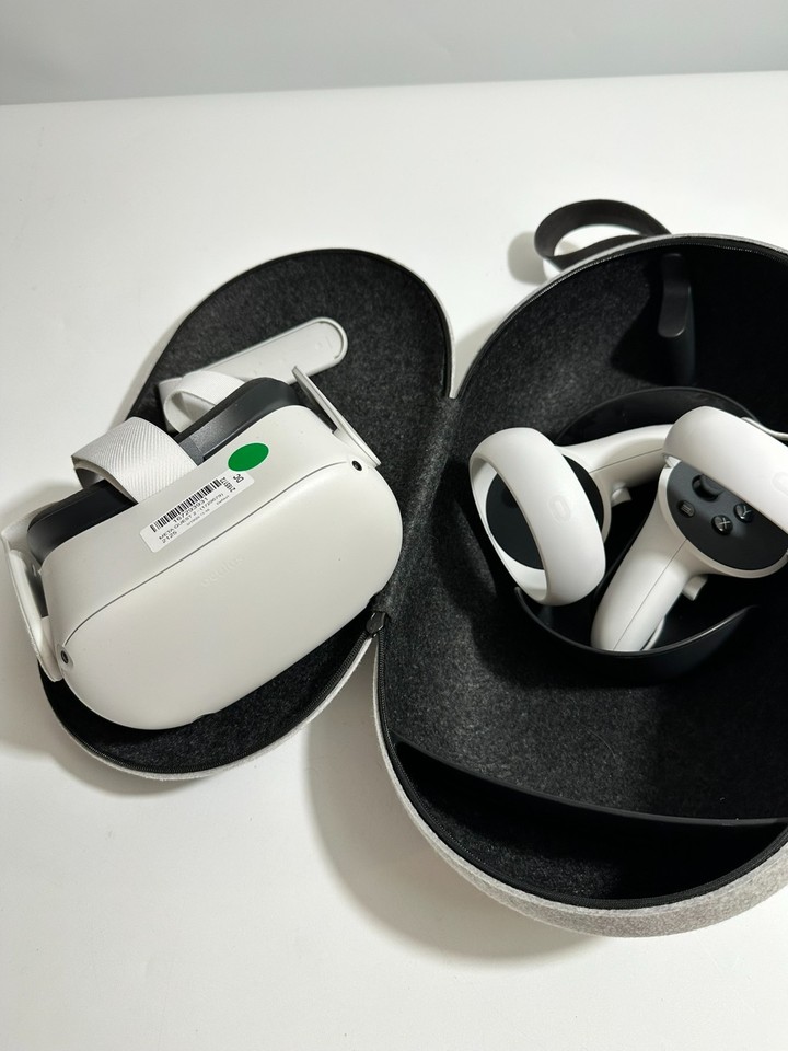 Meta Oculus Quest 2 Virtual Reality Headset VR 256GB with Carry Case ...