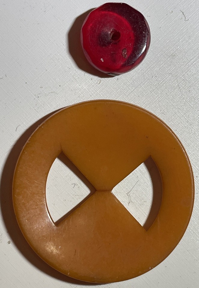 Lot Of 2 Antique Simplistic Red Orange Plastic Buttons Vintage ...