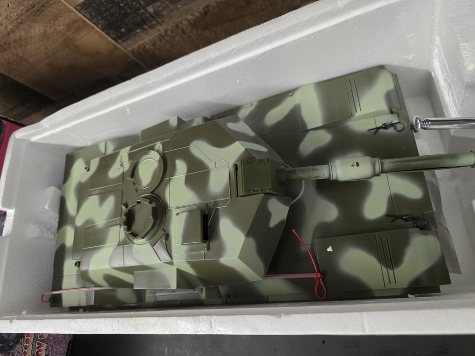 Hobbico M1 Abrams RC Tank IN Box Tested Works 1998 | eBay