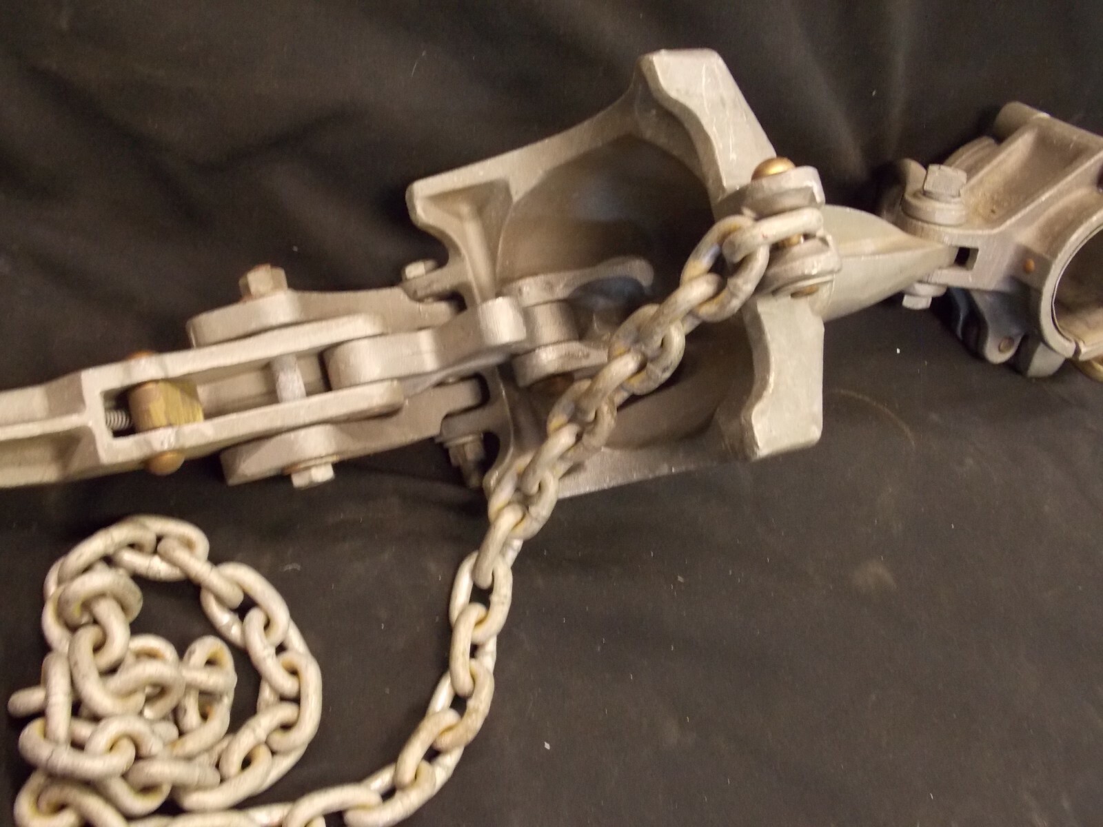 Hubbell AB Chance Pole Clamp On Saddle & Tightener 2-1/2" Lineman FREE ...