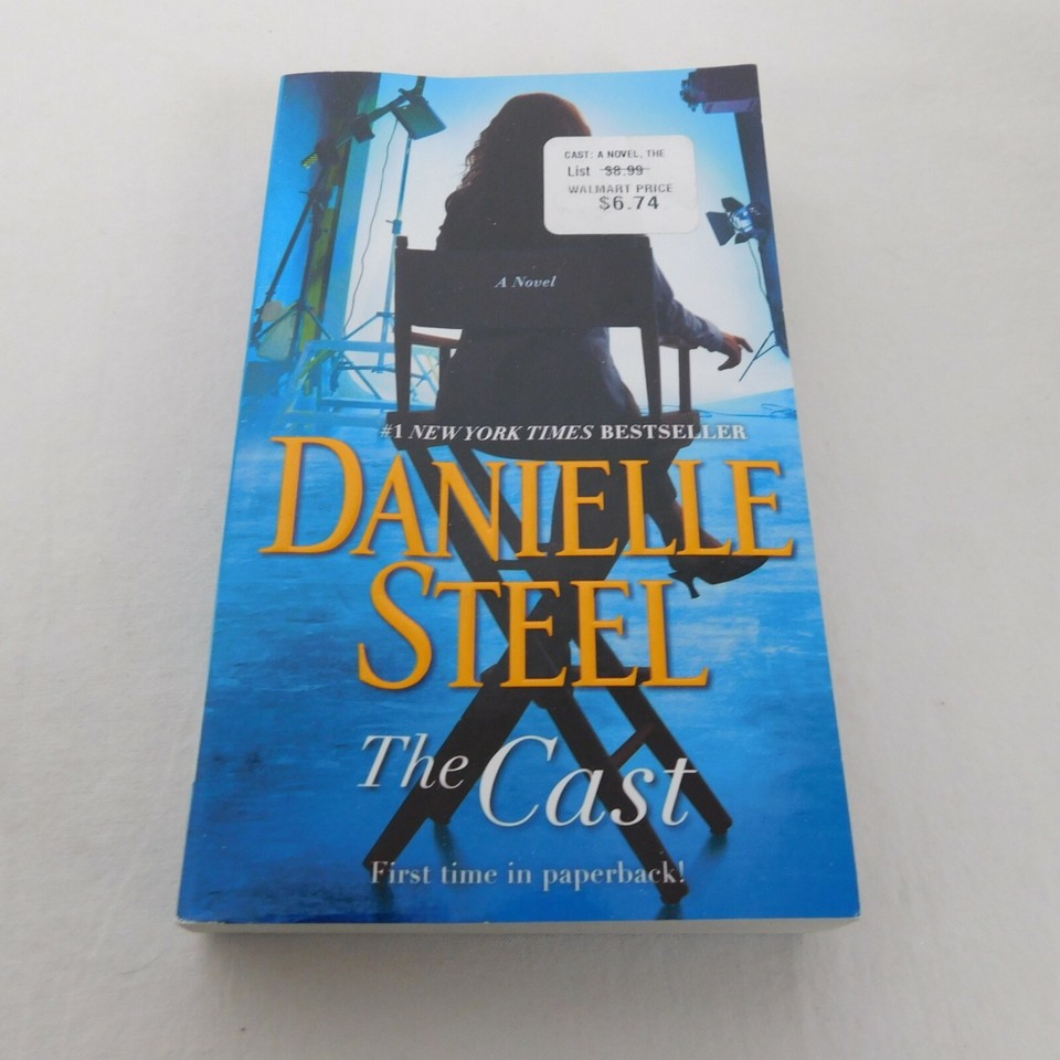 Lot of 10 Danielle Steel Paperback Novels Romance Fiction First Sight ...