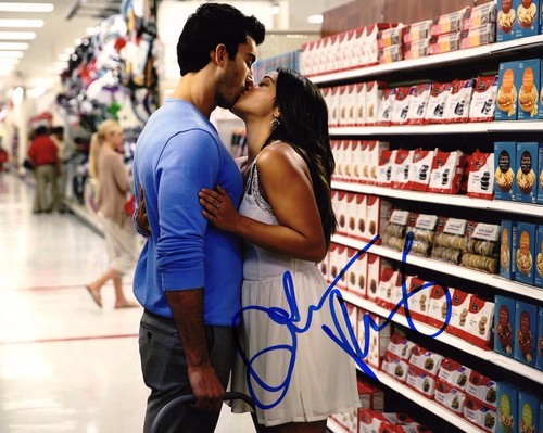 GFA Jane the Virgin * GINA RODRIGUEZ * Signed Autograph 8x10 Photo ...