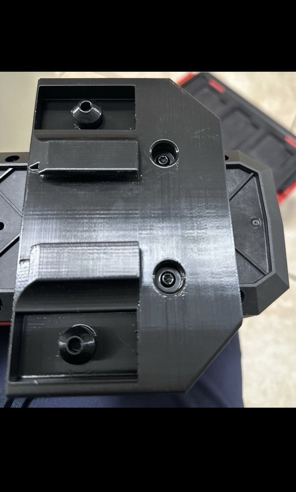 Milwaukee M18 Vacuum Pack-Out Mount, Brand New, Pack-Out Compatibility ...