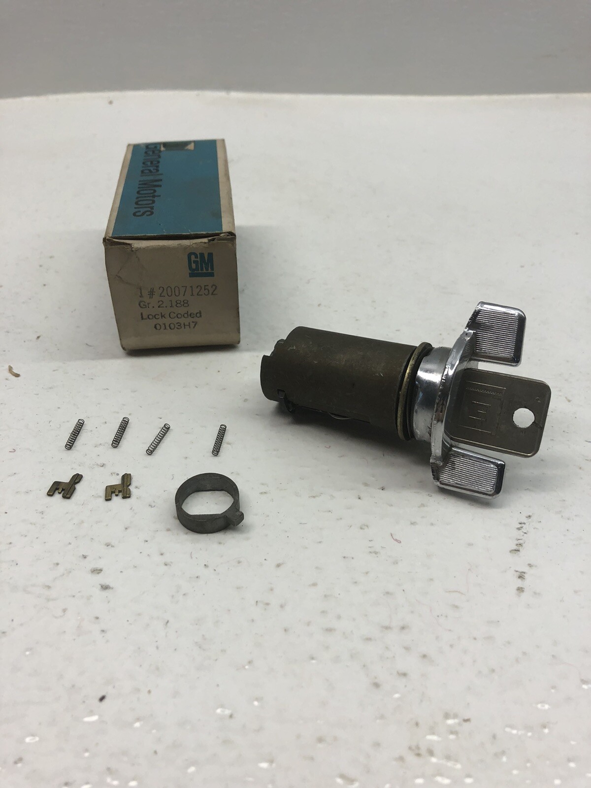 1969-78 C3 Corvette Ignition Lock Cylinder Switch 20071252 NOS GM for ...