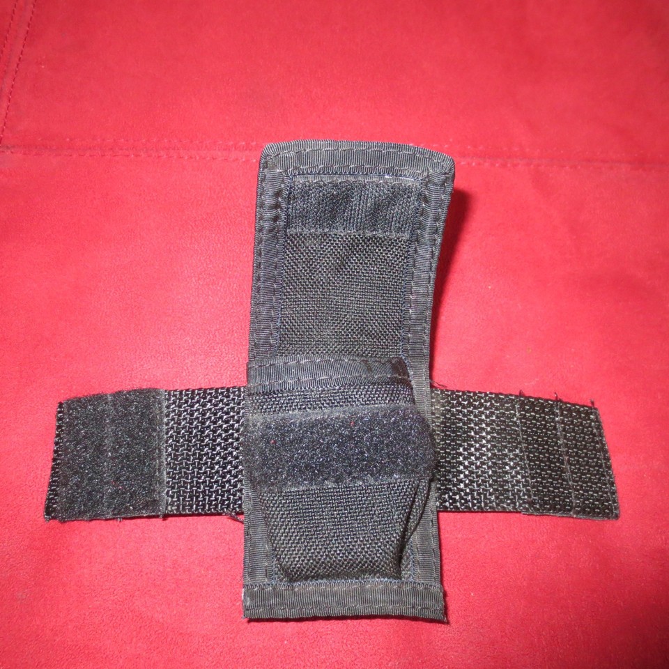 USED BUCK KNIVES SMALL POUCH WITH SILVA COMPASS BUCKMASTER 184 RAMBO ...