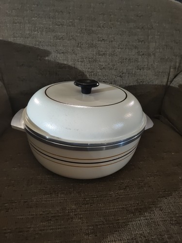 Vintage Regal Ware Cast Aluminum Pot Retro Cream Striped Pot Roaster ...