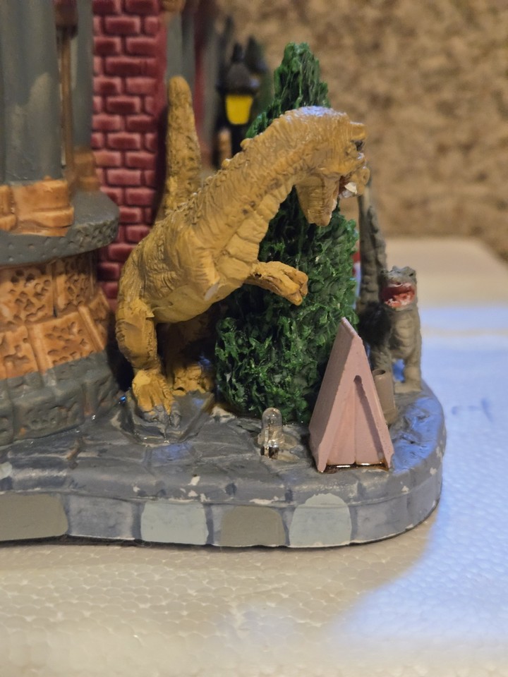Lemax Natural History Museum Lighted Christmas Village Dinosaur Exhibit ...