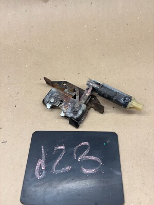 1987-93 FORD MUSTANG HATCHBACK REAR HATCH LATCH 1988 1989 1990 1991 ...