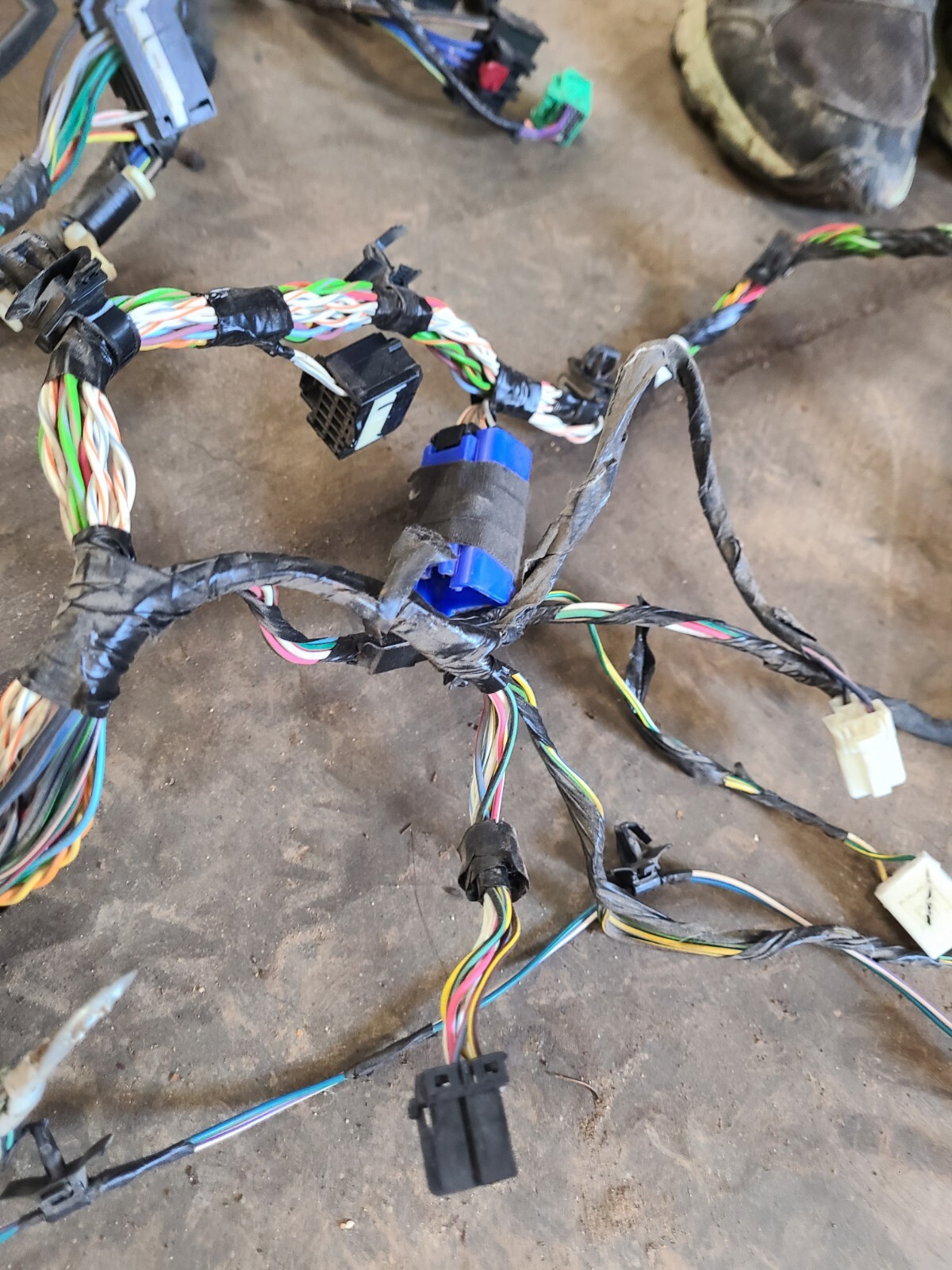 2010 Dodge Ram 1500 Mopar OEM Dash Wiring Harness 68061124AB Dashboard ...
