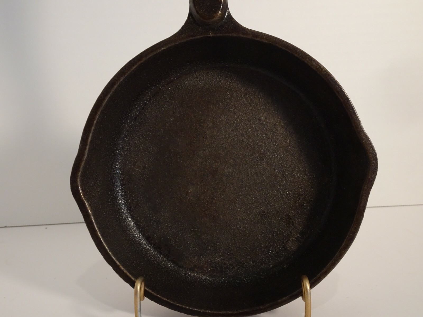 Wagner's 1891 Original Cast Iron Cookware Pan - 6 1/2 Inch Skillet ...