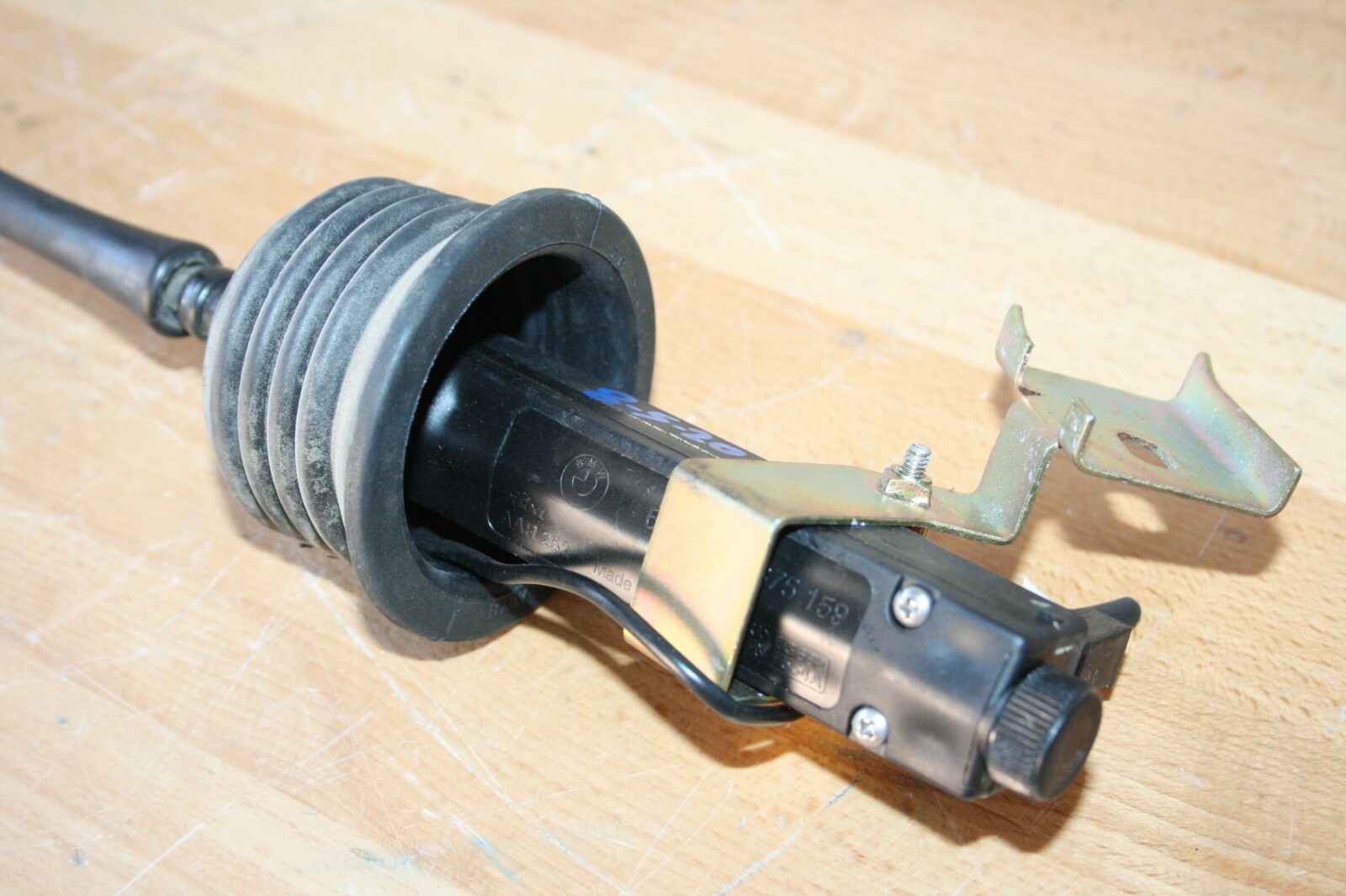 1997 BMW Z3 Roadster Convertible Radio Antenna & Mast | eBay