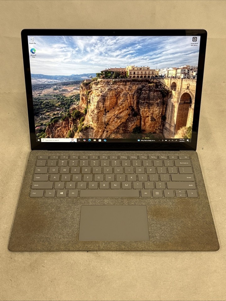 Microsoft Surface Laptop 1st Gen. 13.5'' (256GB, Intel Core i5, 8 GB ...