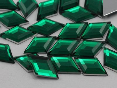 18x11mm Green Emerald H106 Flat Back Diamond Acrylic Gems -35 Pieces | eBay