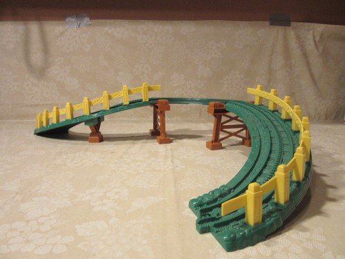 Fisher Price Geotrax Bridge Overpass from Timbertown Railway | eBay