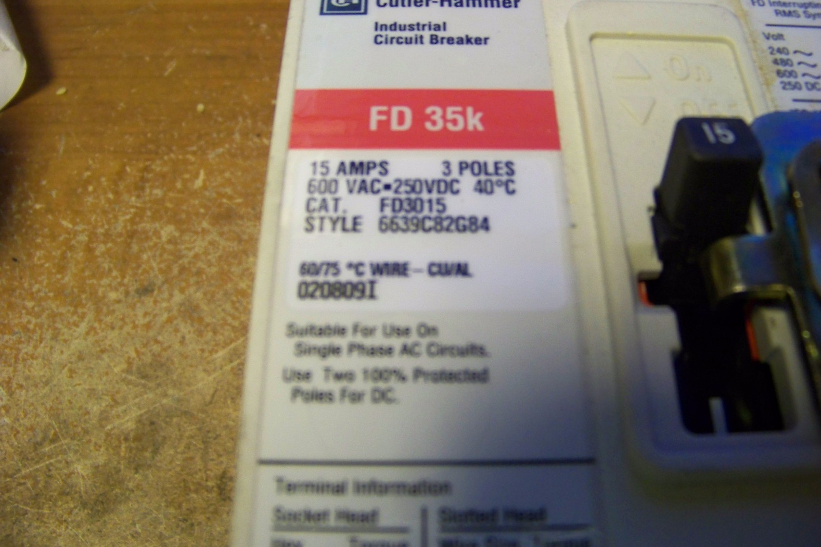 FD3015 Cutler-Hammer Circuit Breaker, 15AMP, 3-Pole 250VAC, 600VDC | eBay