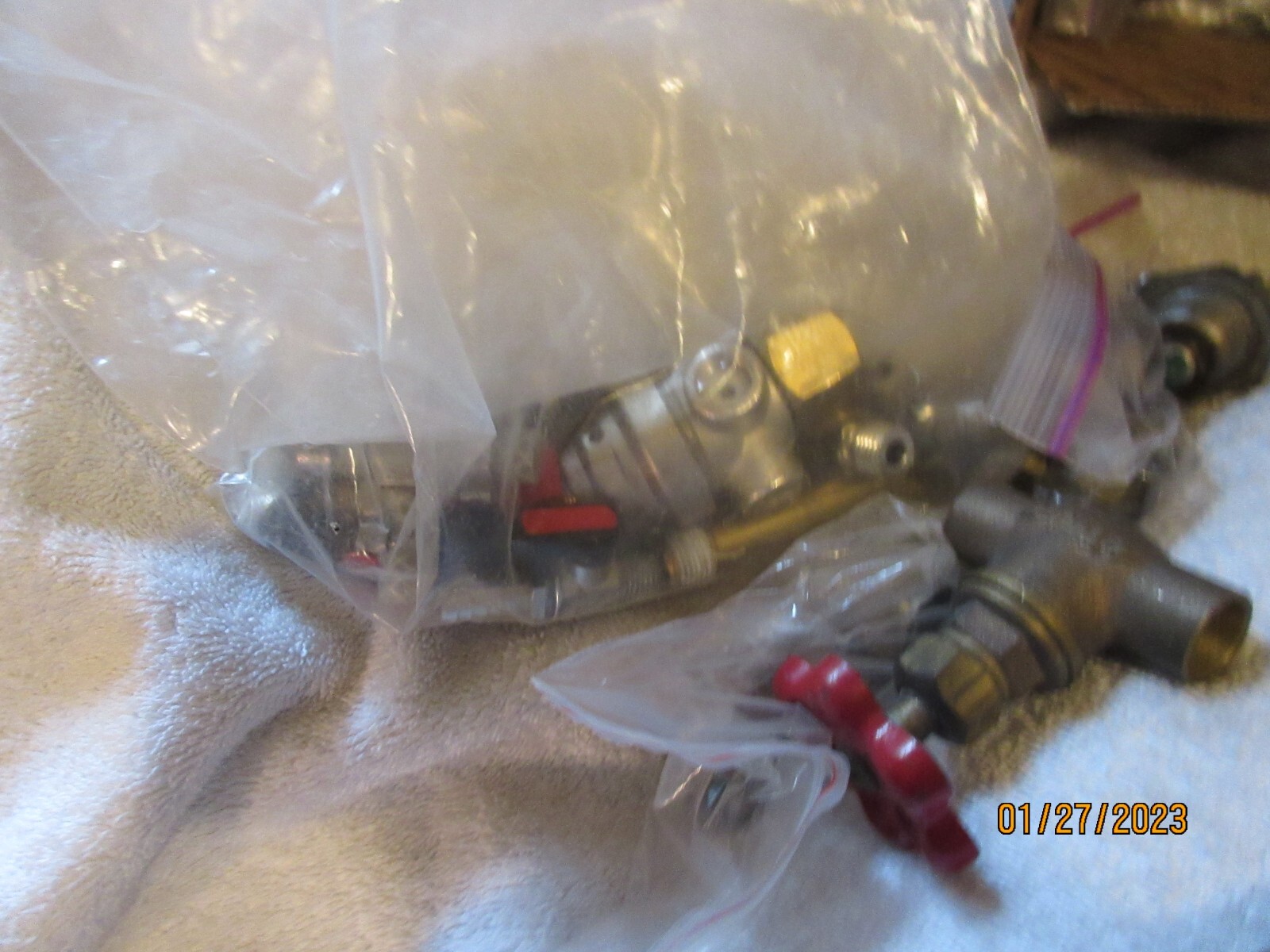 HUGE LOT BEER TAP SYSTEMS KEG COUPLERS PUMPS HOFF-STEVENS NOB COUPLING ...