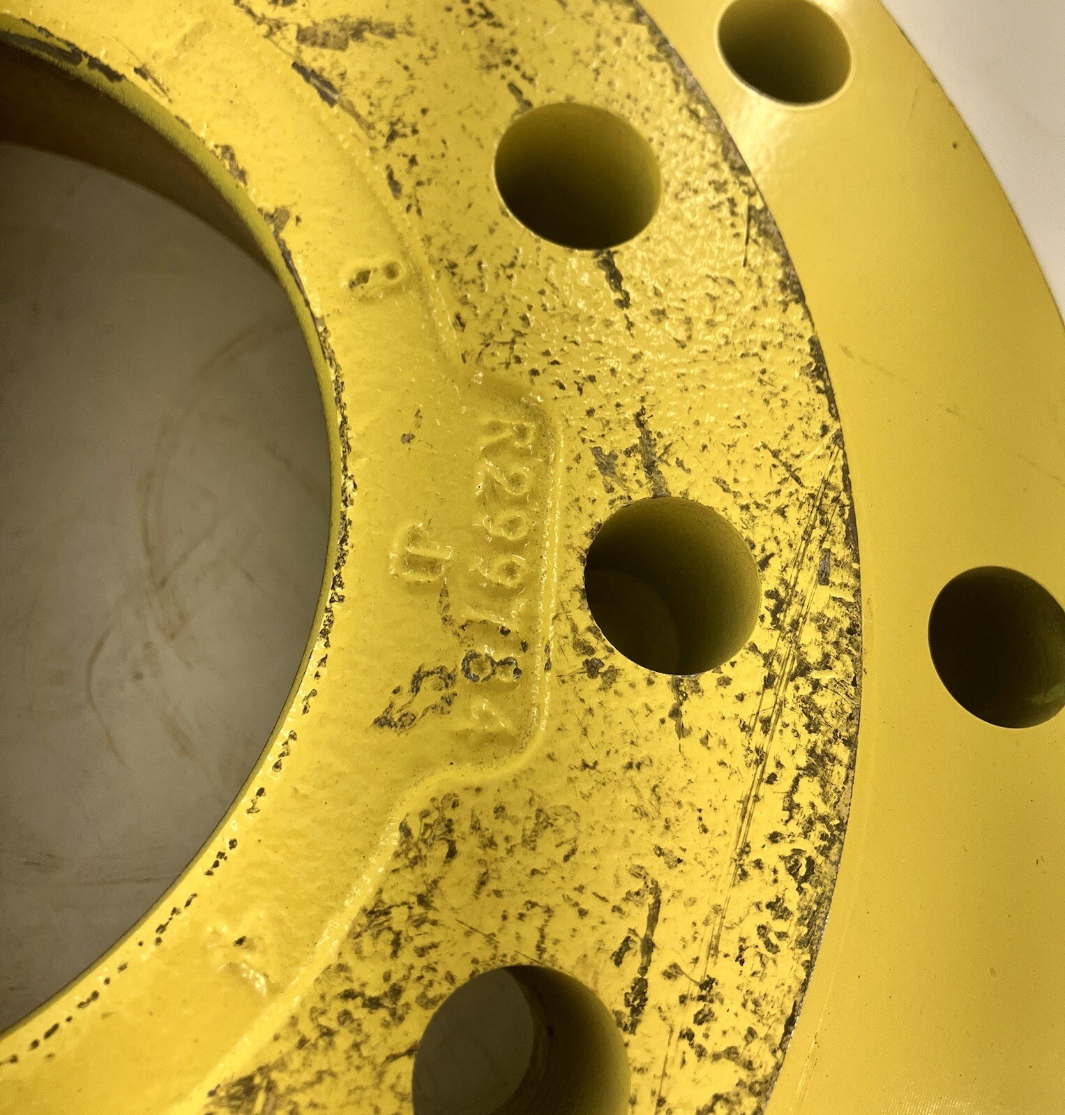 Genuine JOHN DEERE Dual Wheel Hub Assembly with Pilot #R299784 FREE ...