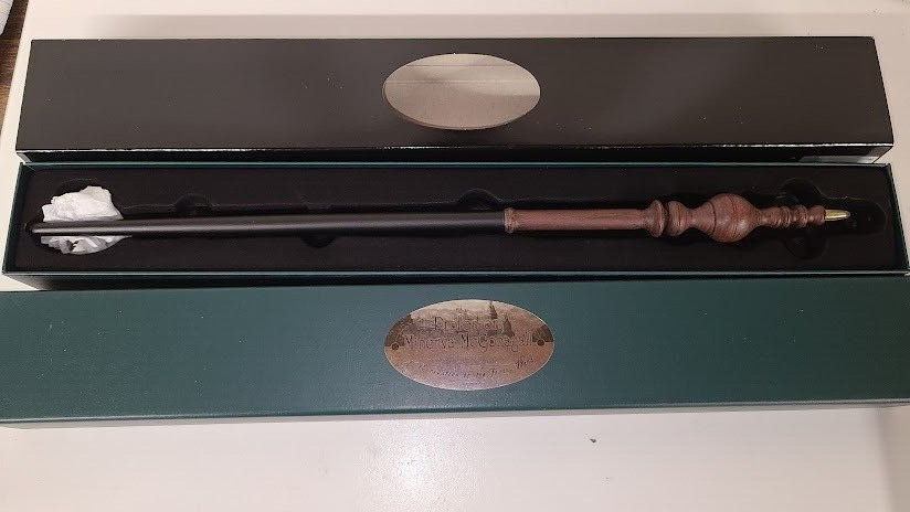 Official The Noble Collection Prop Replica Professor McGonagall Wand ...