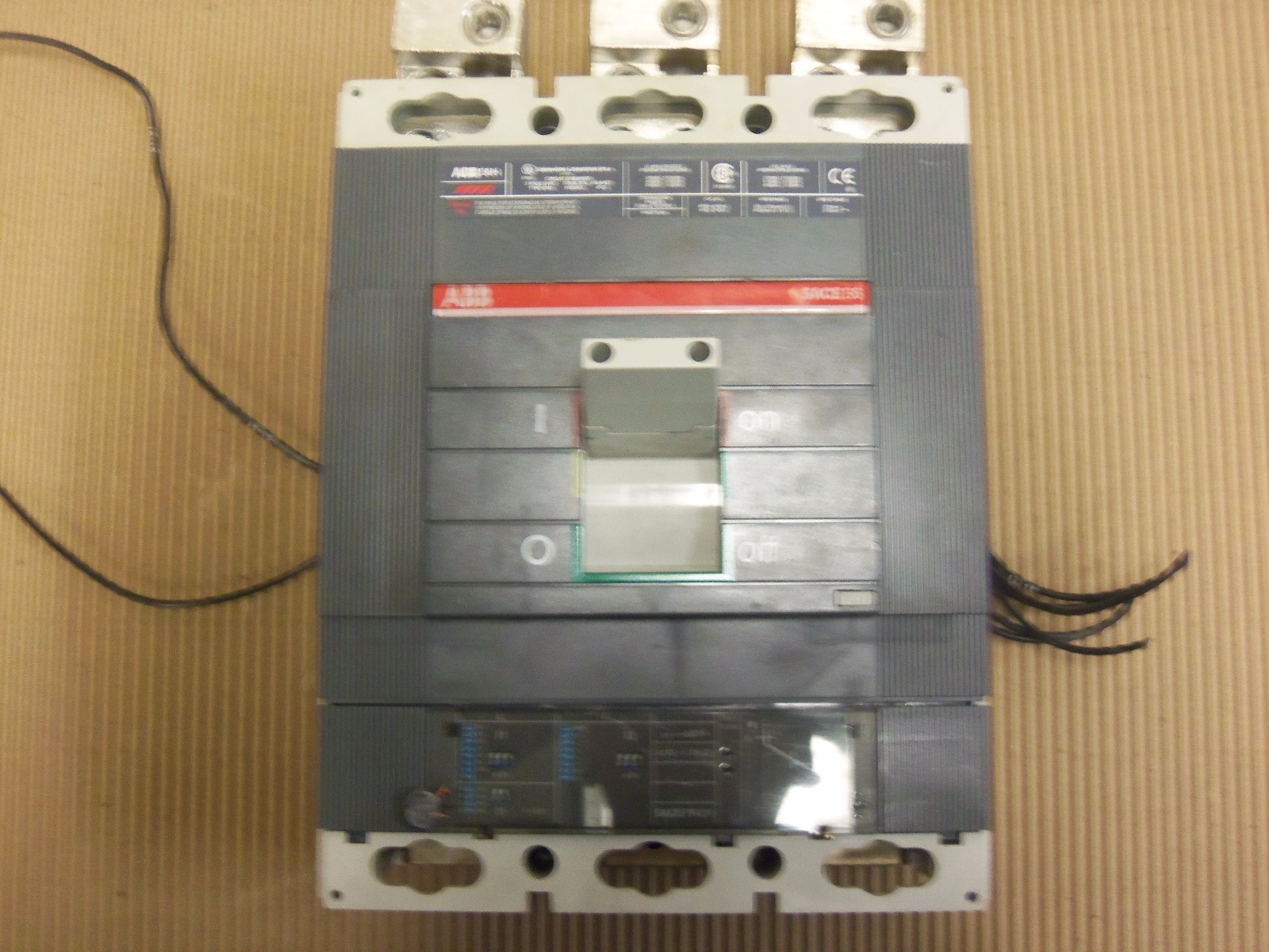 ABB SACE S6H PR211 3 Pole 600 Amp Trip Circuit Breaker S6H Shunt and ...