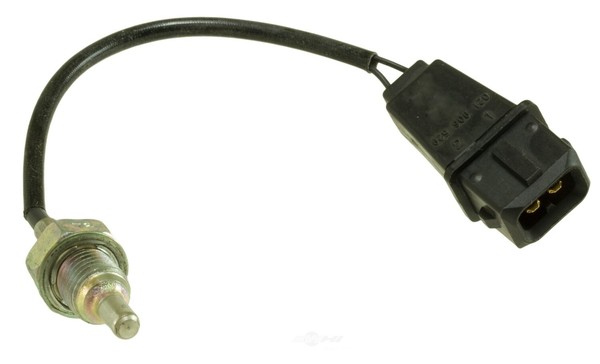 Exhaust Gas Recirculation (EGR) Valve Temperature Sensor NGK EA0061 for ...