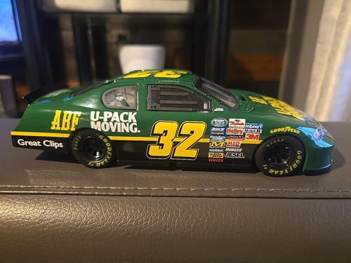 2006 Jason Leffler #32 ABF U-Pack Moving Braun Racing Promo NASCAR 1/64 ...