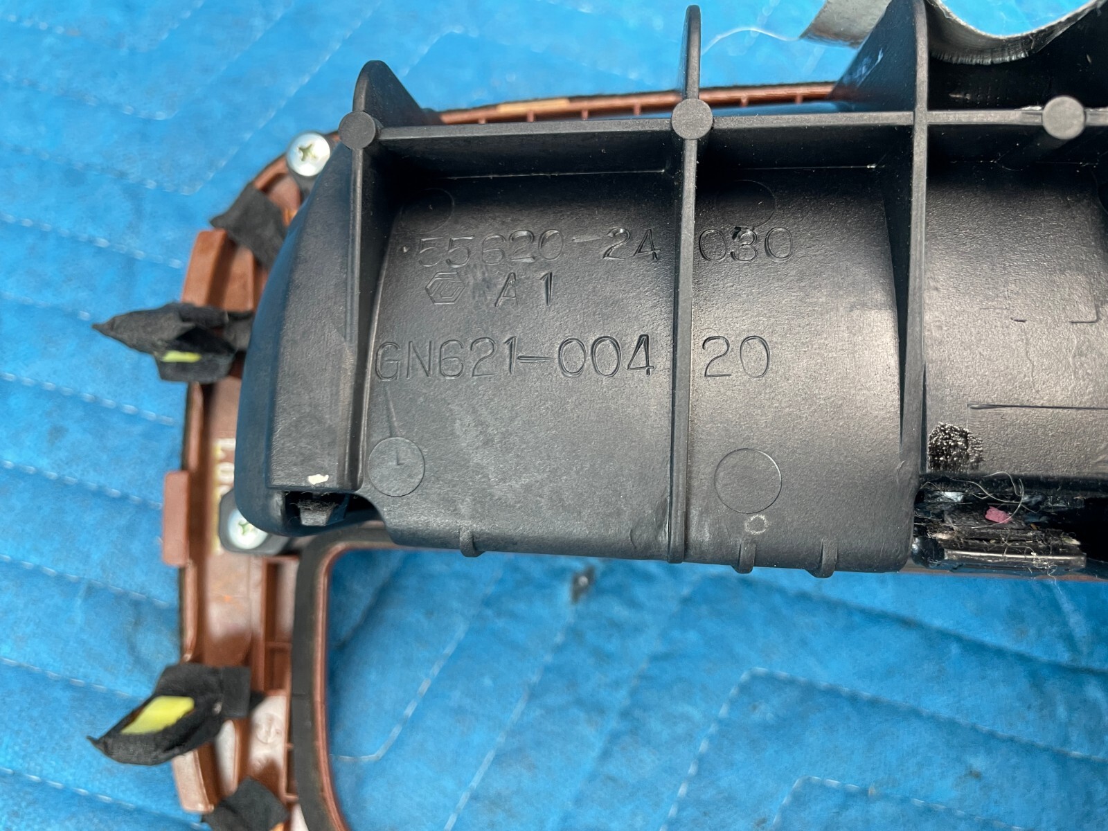 Lexus SC430 Center Console Wood Trim Panel w/ Cup Holder & Ashtray 2006 ...