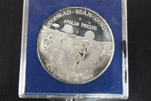 Vintage Apollo 12 Coin/Metal November 14th 1969 Conrad Bean Gordon ...