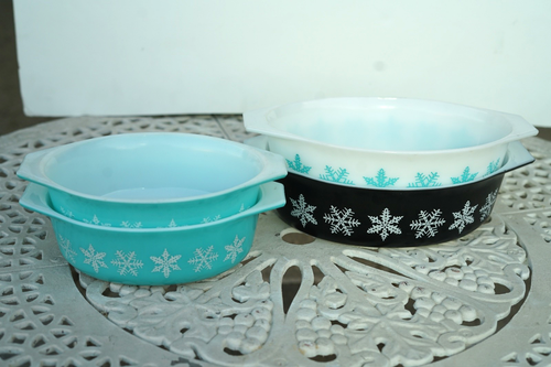 Vintage Pyrex Snowflake Turquoise & Black Casserole / Dishes Set - Lot ...
