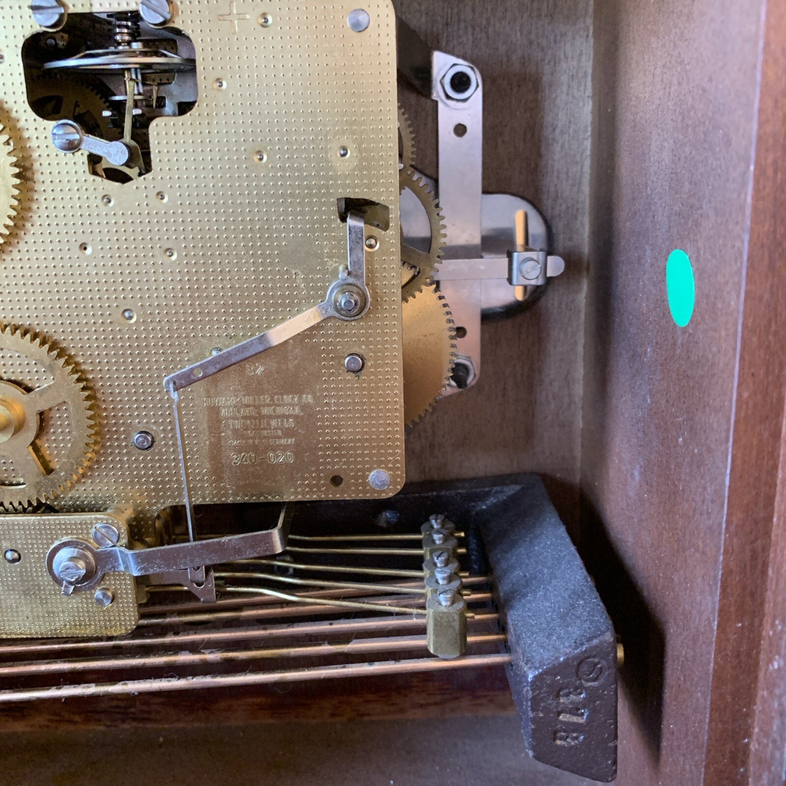 Howard Miller Mantel Clock 340-020 With Key 1/4 Hour Triple Chime Works ...