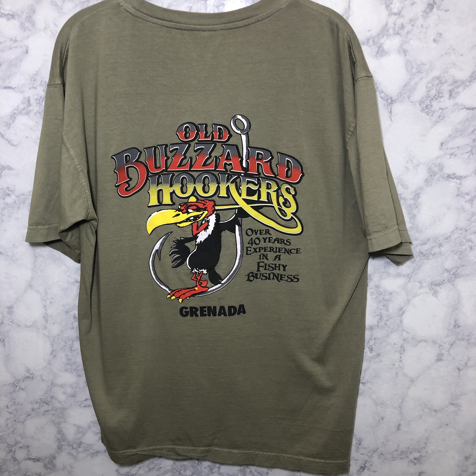 Mens Fishing T Shirt Old Buzzards & Hookers Grenada MEDIUM Green Funny ...