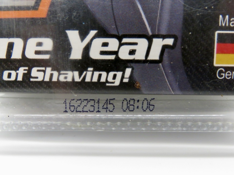 NEW MicroTouch 3 Tough Blade Razor 12 Cartridges Brett Favre razor As ...
