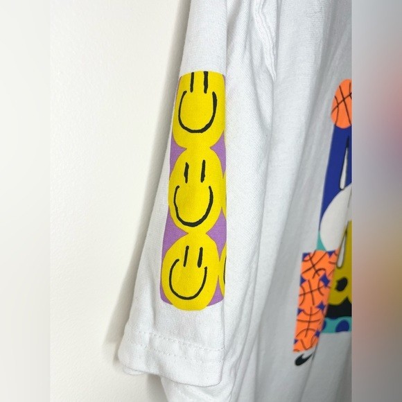 NIKE AIR David Bruce Smiley T Shirt Men’s Basketball Smiley Face ...