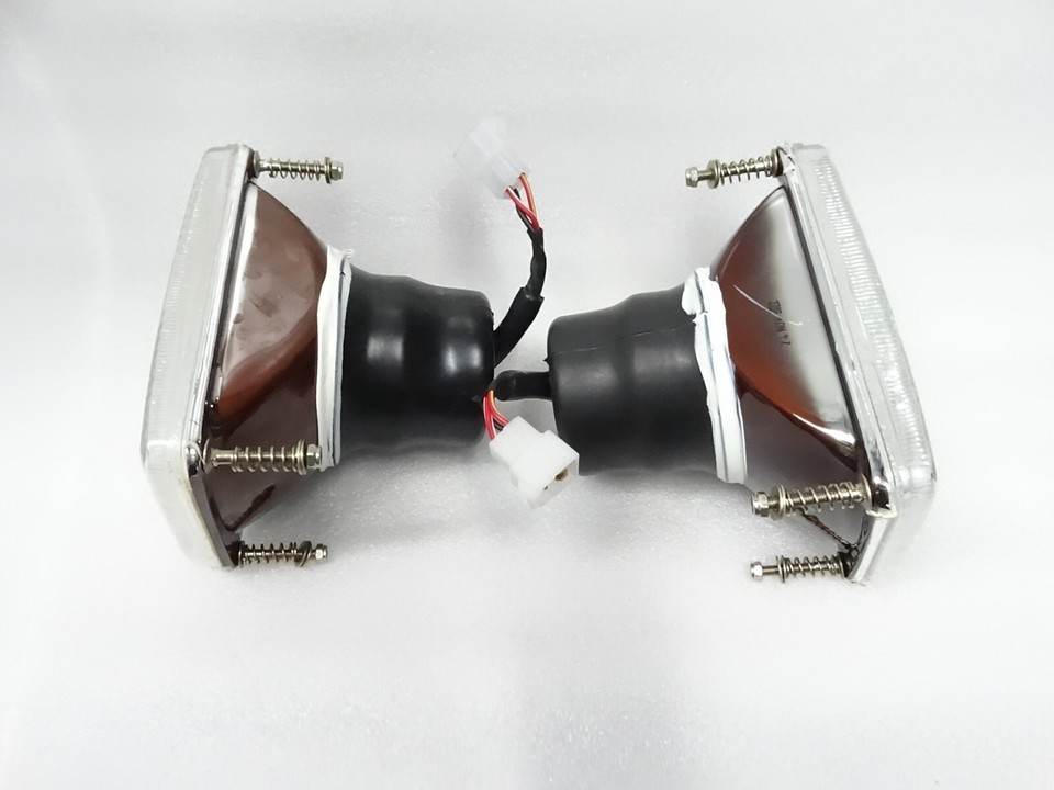 Genuine Head Lamp Assembly With Bulb LH &RH Mahindra Tractor ...