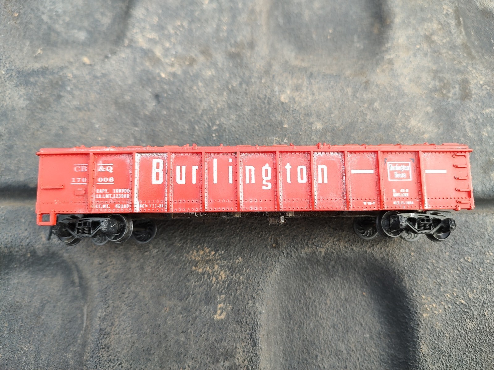 Life Like HO Burlington Rail Model Freight Train Car | eBay