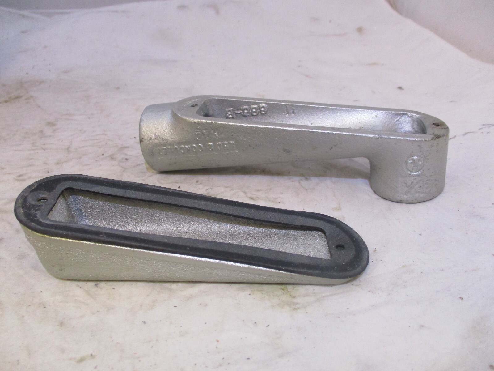 CROUSE HINDS LBD2200 3/4" CONDULET MOGUL CONDUIT OUTLET BODY LB | eBay