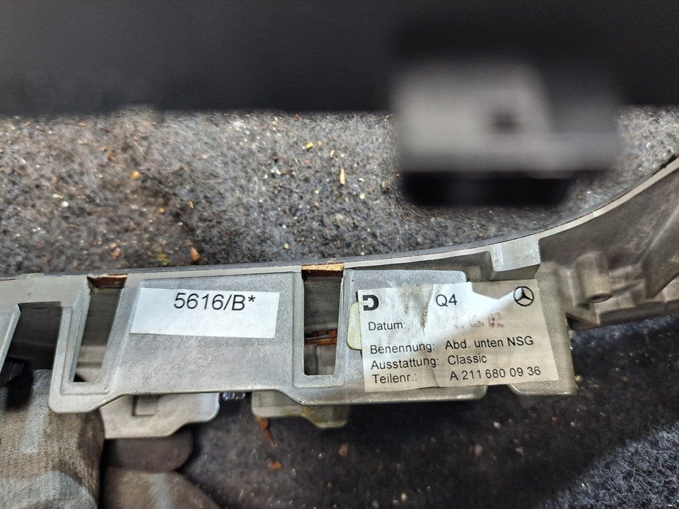 E4* Mercedes Benz W211 Schaltkulisse Abdeckung Automatik A 2116800936 ...